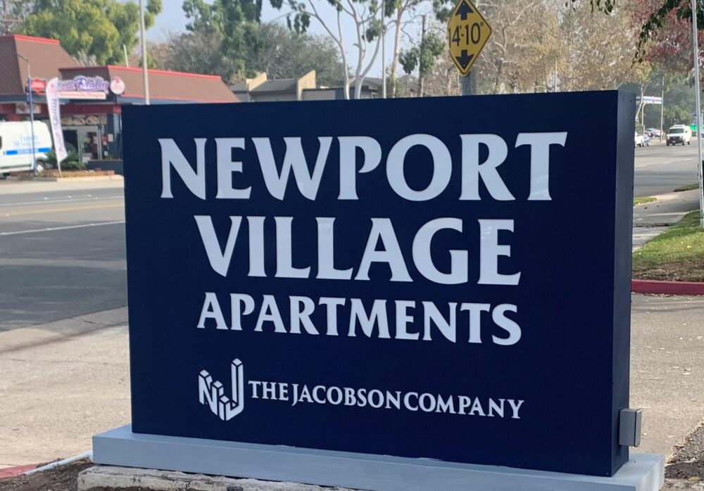 Storefront Sign for Aerial Method in Canoga Park | Premium Solutions