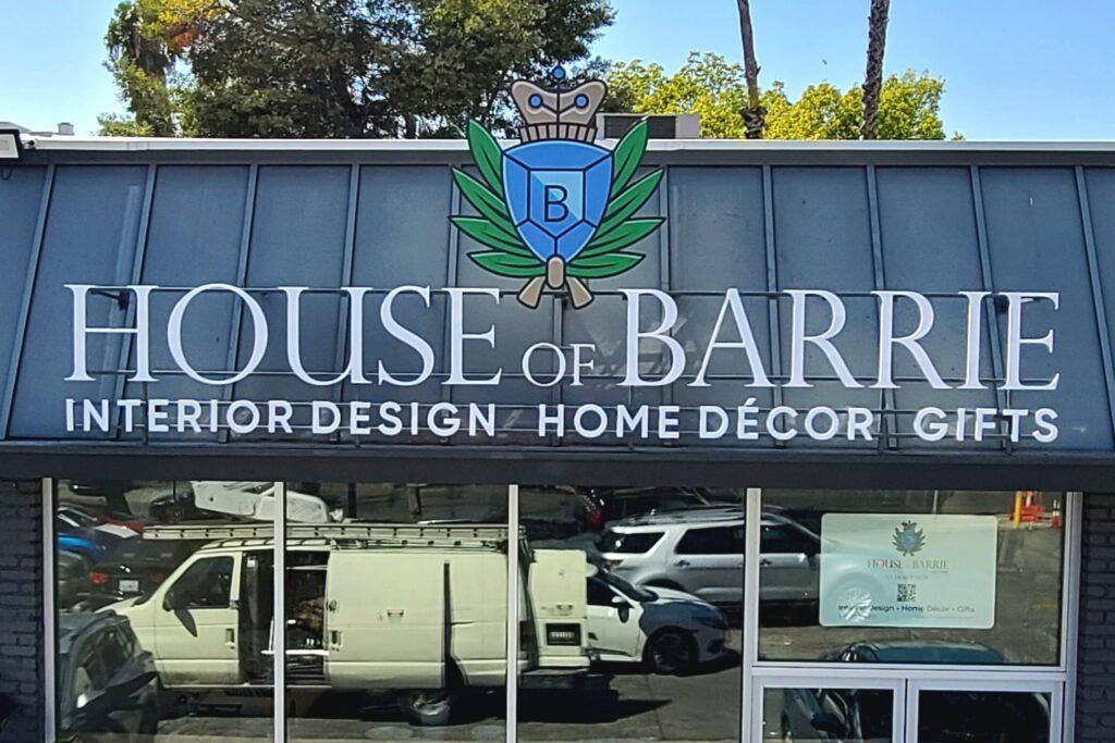 House of Barrie Outdoor Signs Los Angeles - Premium Solutions