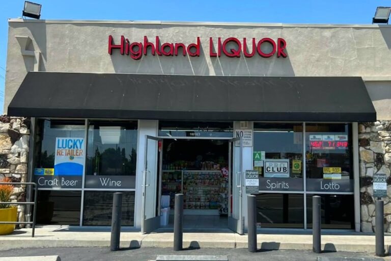 Channel Letters Casa De Pizza & Highland Liquor Granada Hills – Premium ...