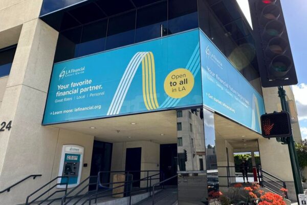 LA Financial Window Graphics Pasadena - Premium Solutions