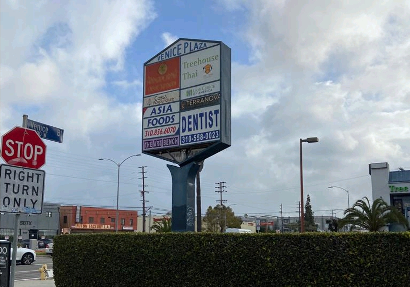 General Real Estate Management Pylon Sign Culver City - Premium Solutions