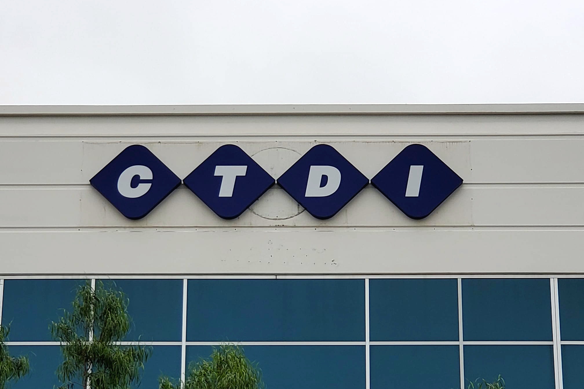 CDTI Outdoor Letters Fontana - Premium Solutions