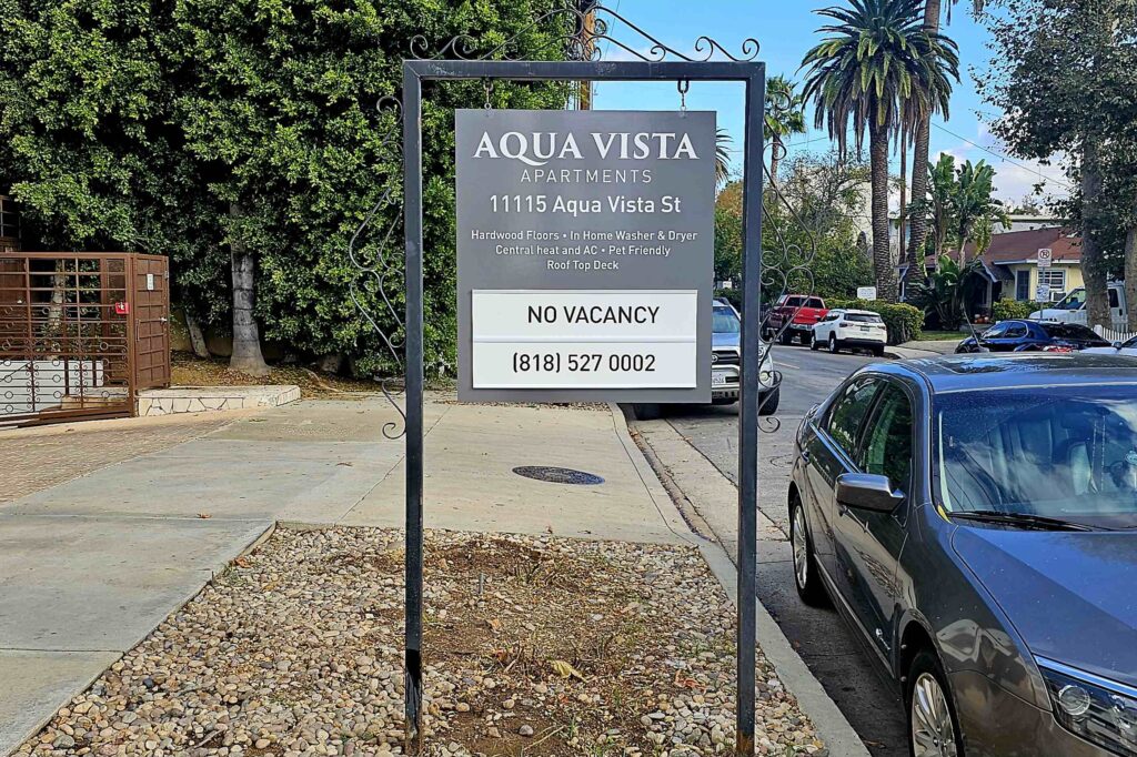 Aqua Vista Apartment Sign Studio City - Premium Solutions