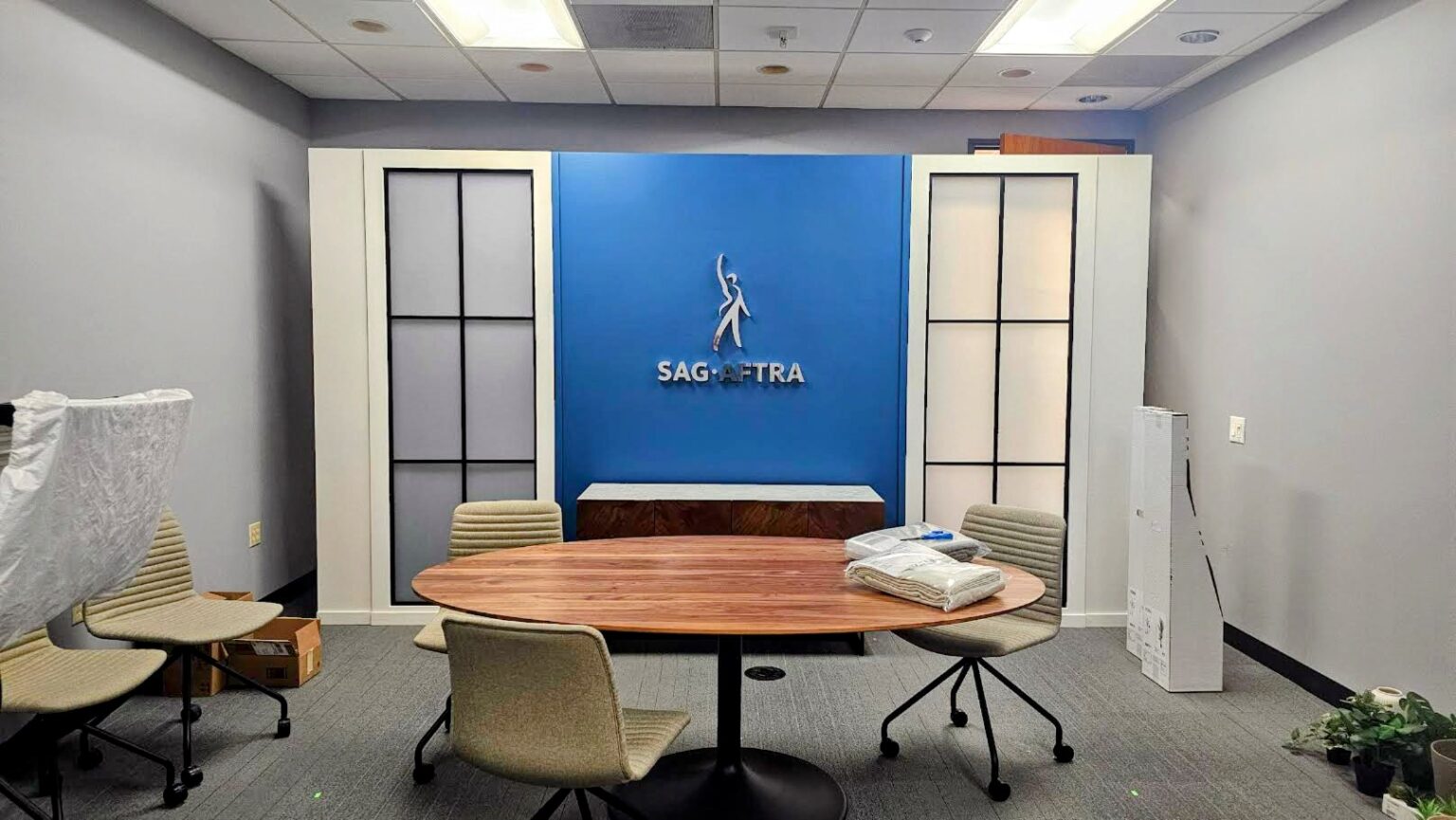 Sag Aftra Lobby Sign Los Angeles – Premium Solutions