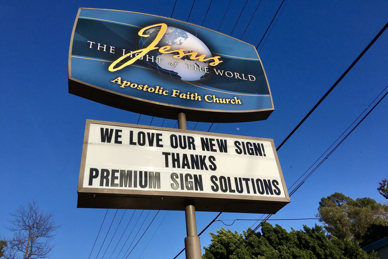 Choosing Pylon Signs vs Monument Signs – Premium Solutions