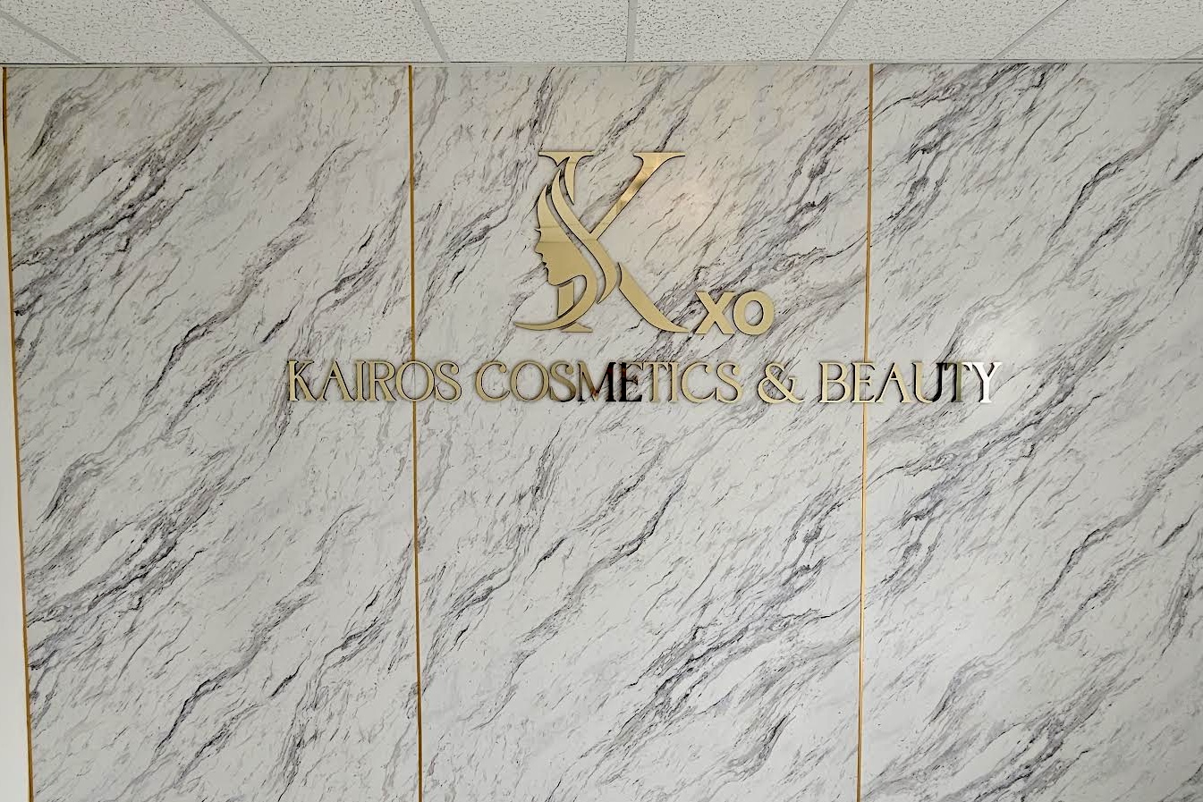 Kairos Cosmetics Mirror Gold Signage Torrance 90501 - Premium Solutions
